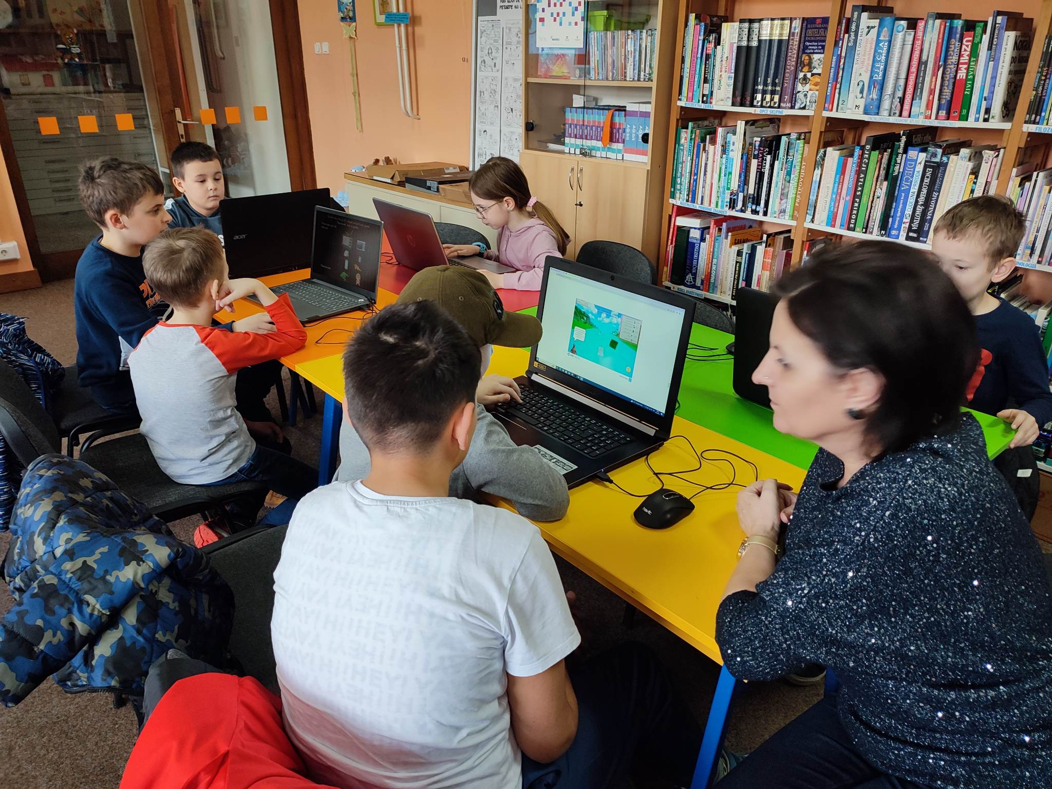 “Otkrivam digitalni svijet” održana radionica za djecu na dječjem ...